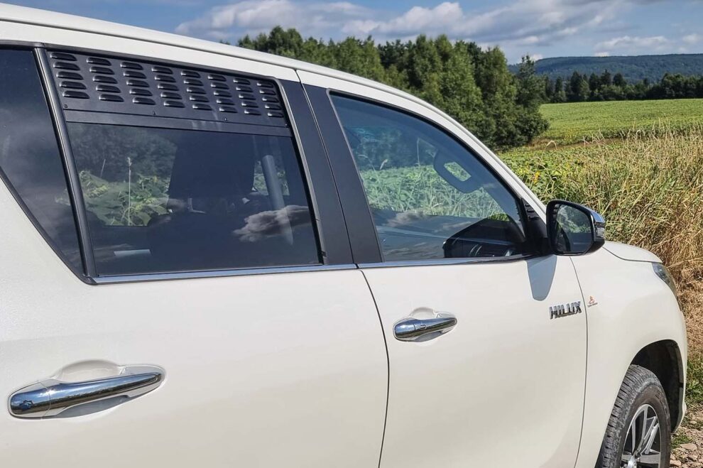 Nakatanenga Window Vents for Toyota Hilux - 4x4overlander